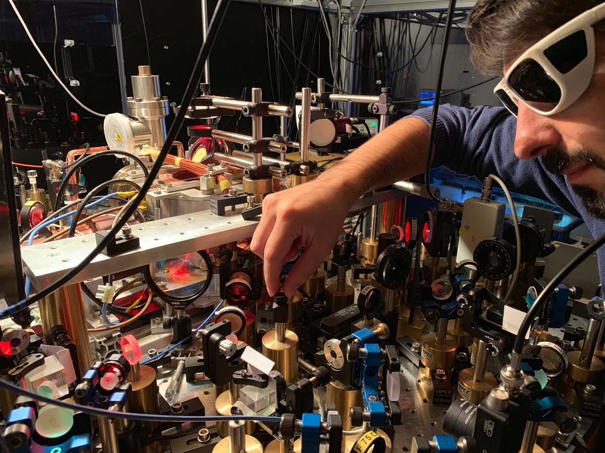 Alla scoperta del supersolido - Unifimagazine - La testata online dell ...