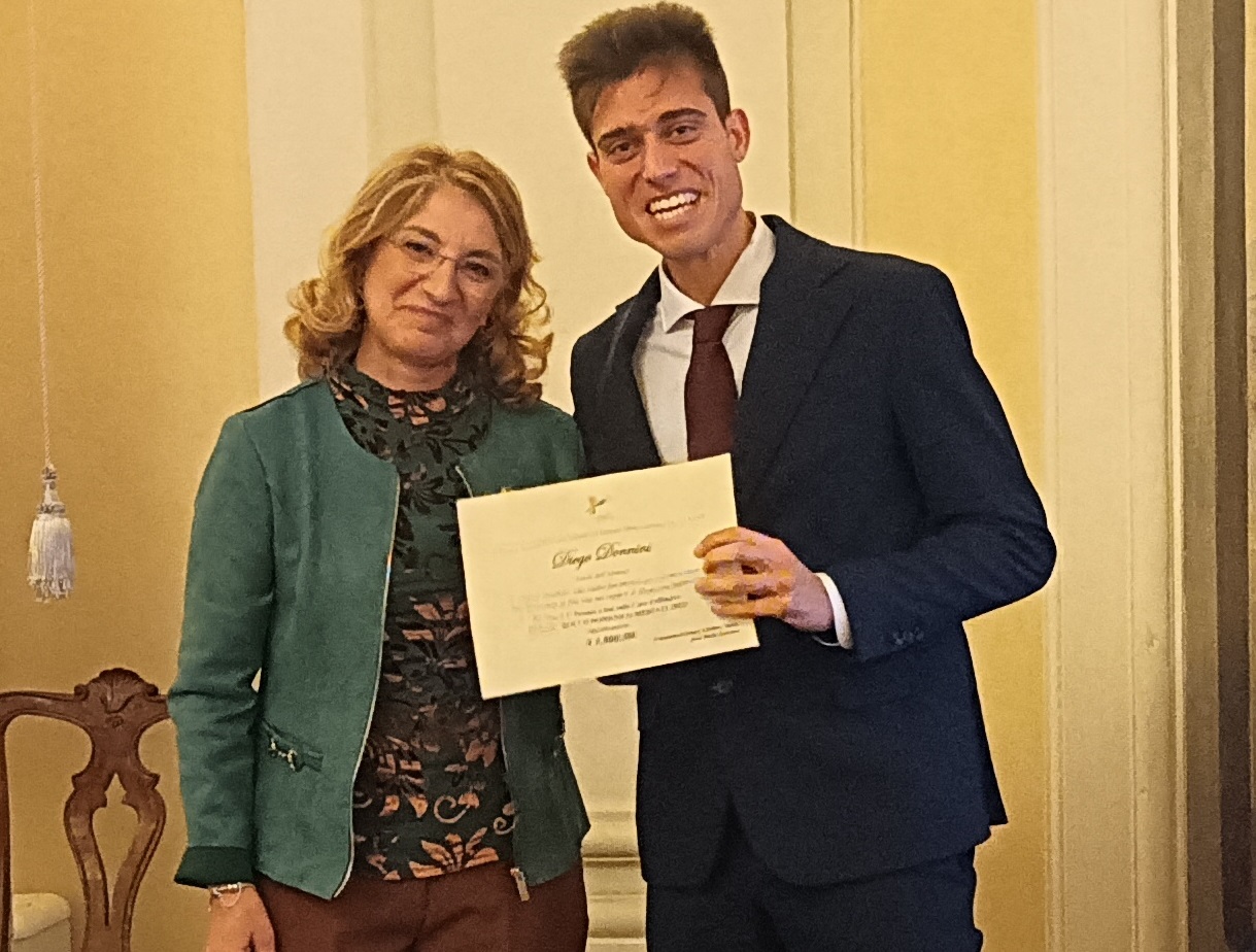 Cure palliative, riconoscimento a laureato Unifi - Unifimagazine - La ...